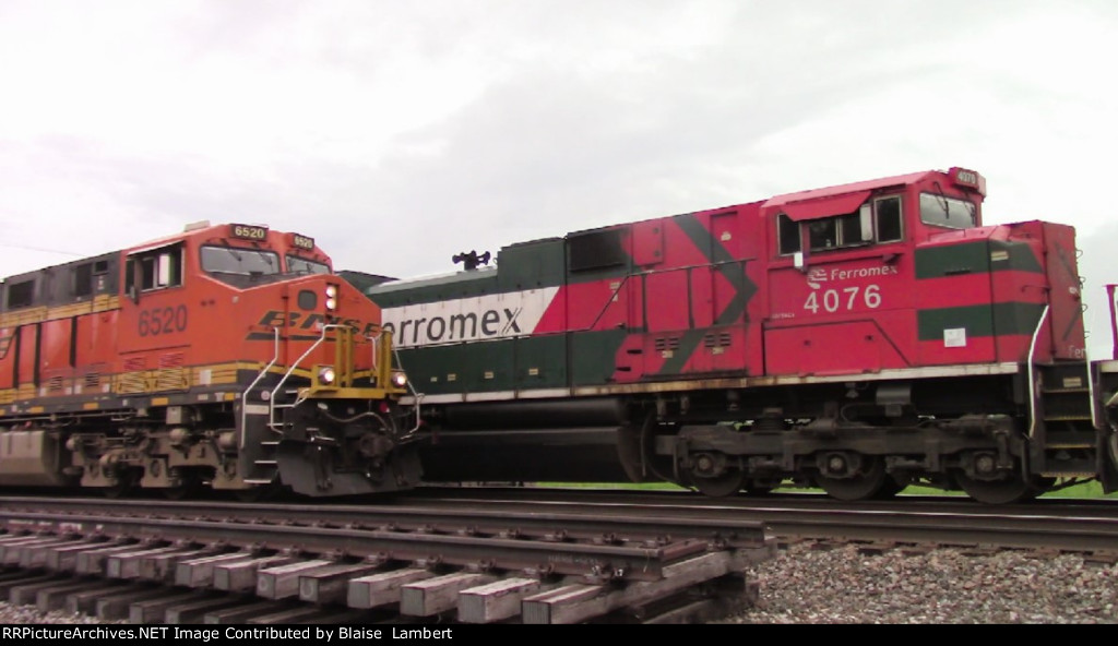 BNSF H-GALKCK and BNSF Z-LACCHI
